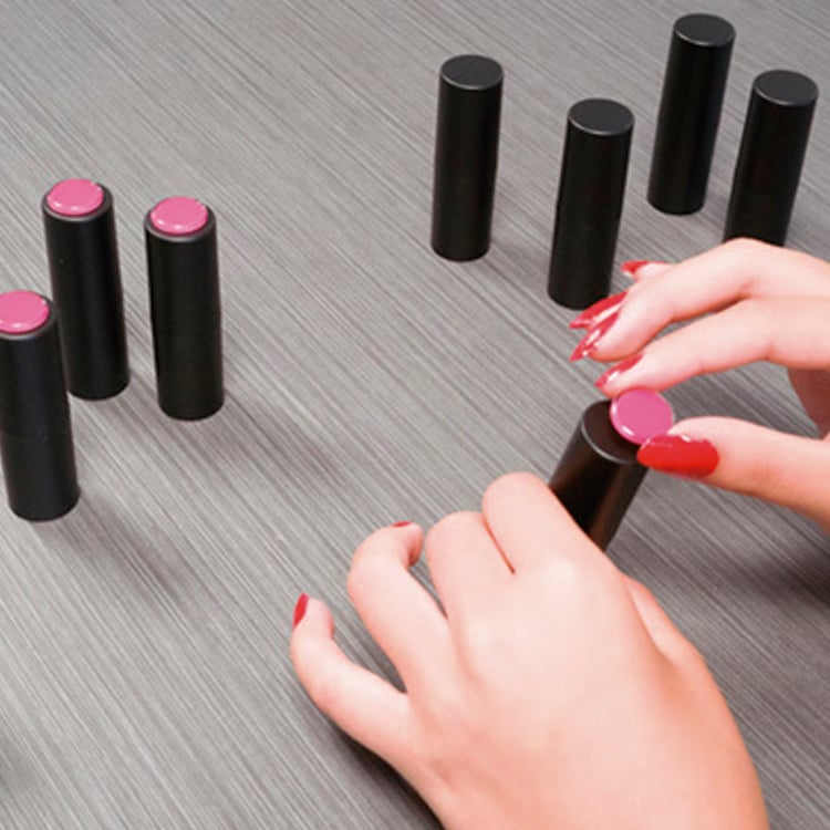 Color Display - Adhesive lipstick tester